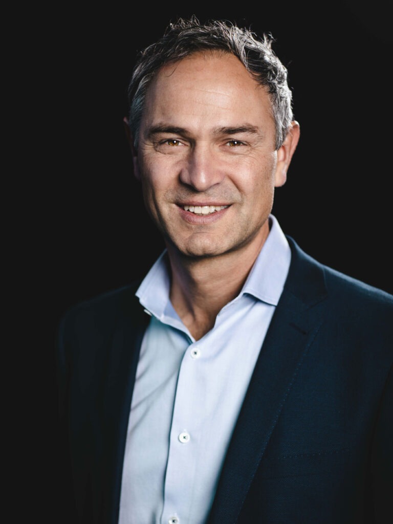 Daniele Ganser – Recherche D